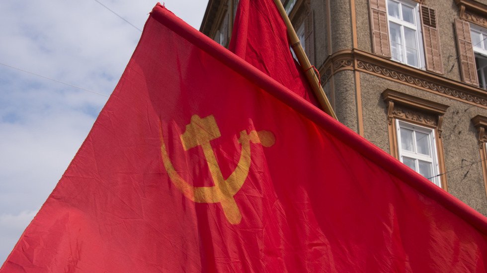 First-ever Communist mayor elected in Austria — RT World News
