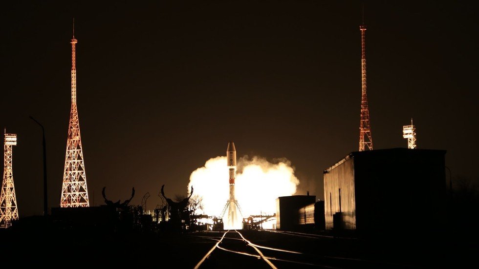 WATCH: New Russian docking module Prichal blasts off into space — RT ...