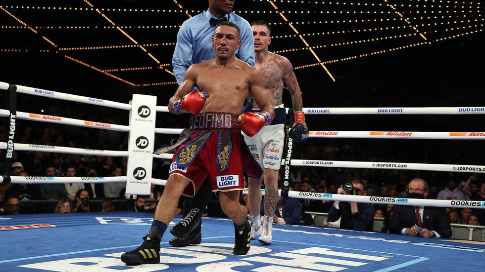 Boxer Lopez ‘lucky not to be dead’ after title defeat as doctors share ...