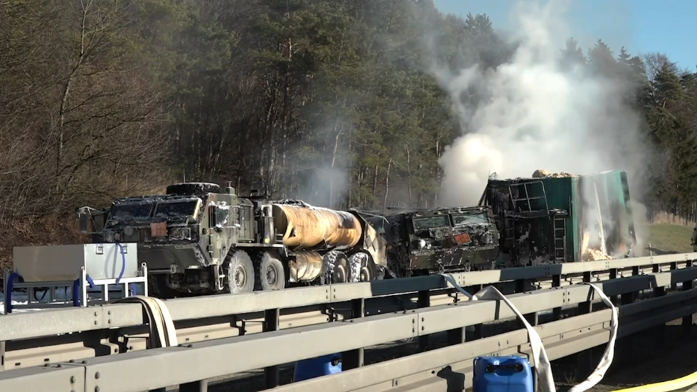 Eight people injured in accident involving US military convoy (VIDEO ...