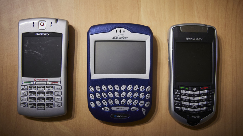 Manufacturer kills classic business smartphone — RT Business News
