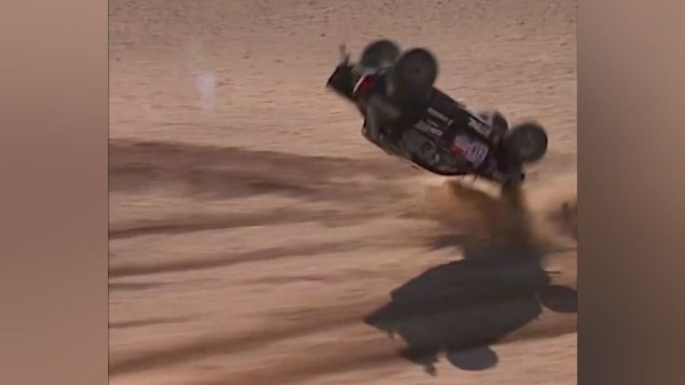Car flips 4 times in terrifying crash at Dakar Rally (VIDEO) — RT Sport ...