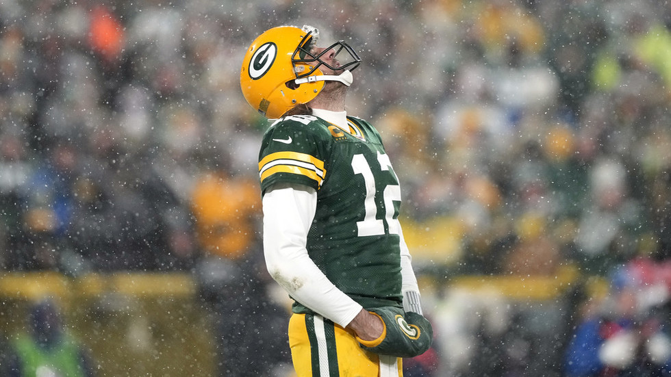 Vaccine holdout Rodgers savaged as Packers flame out of playoffs — RT ...
