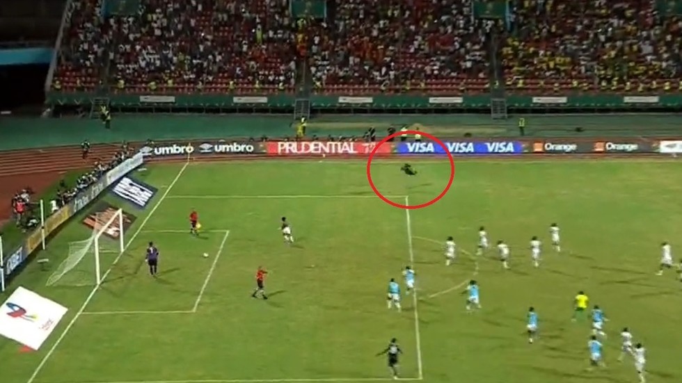 Goalkeeper goes viral with stupendous back-flip celebration (VIDEO ...