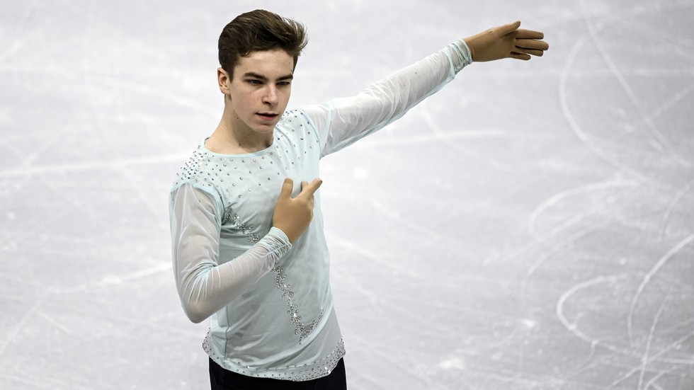 Ukrainian figure skater refuses to speak Russian at press conference ...