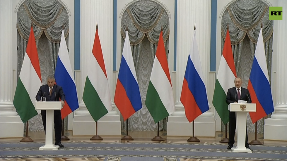 Vladimir Putin & Hungarian PM Viktor Orban address media after meeting ...
