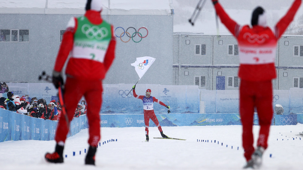 Russian team crowned Olympic kings in 42-year first — RT Sport News