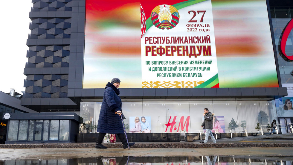 Belarus carries out constitutional referendum — RT Russia & Former ...