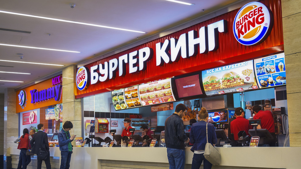 Fast-food chain wants to close Russian outlets but can’t — RT World News