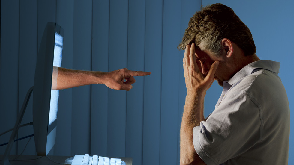 Facebook boosted harmful content for 6 months – report — RT World News