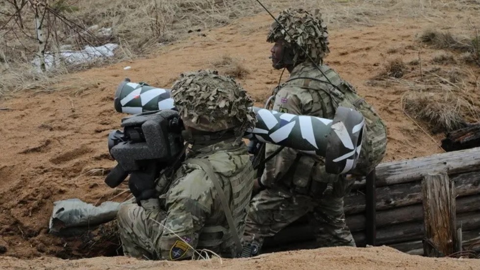 NATO holds war games on Russia’s border — RT World News