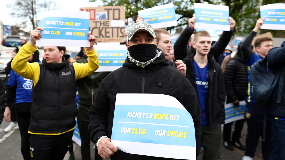 Controversial US bid withdraws from Chelsea battle — RT Sport News