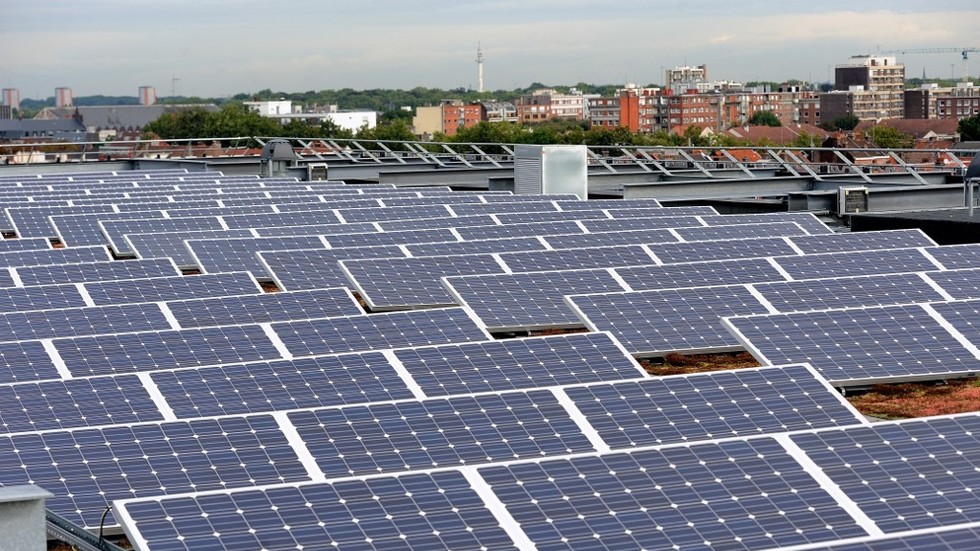 EU unveils energy rationing plan — RT World News