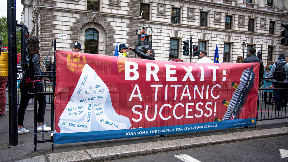 Massive leak alleges deep-state Brexit conspiracy — RT World News