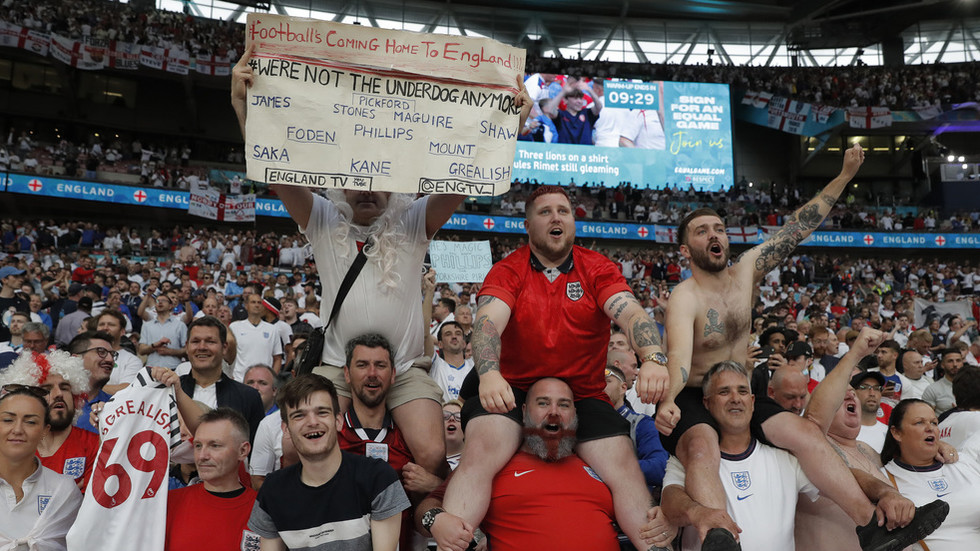 England fans set to infiltrate Germany home end — RT Sport News