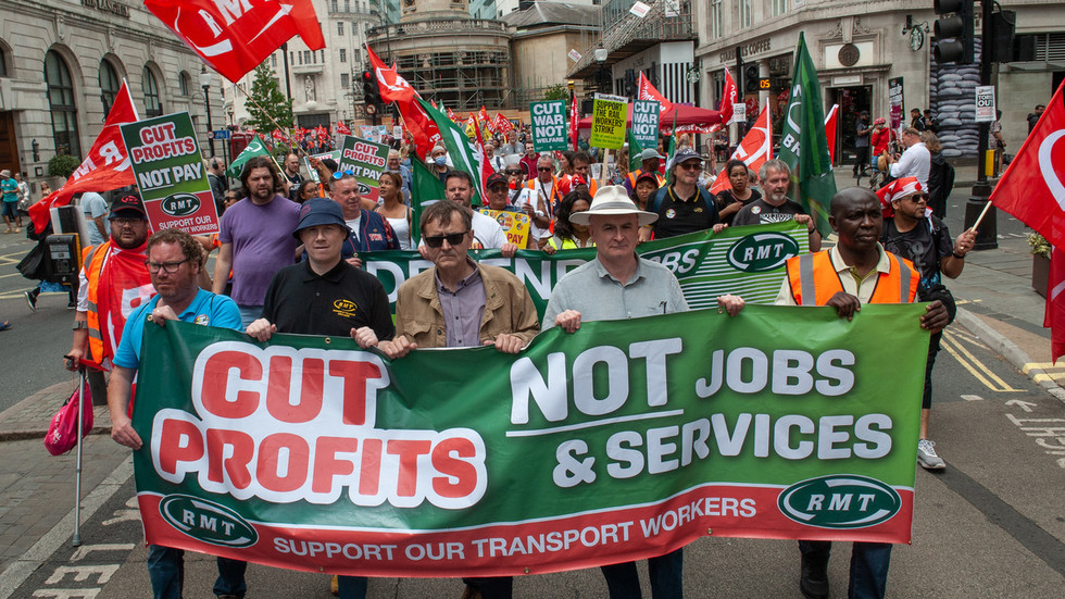 Rising cost of living sparks massive protests in UK and Ireland — RT ...