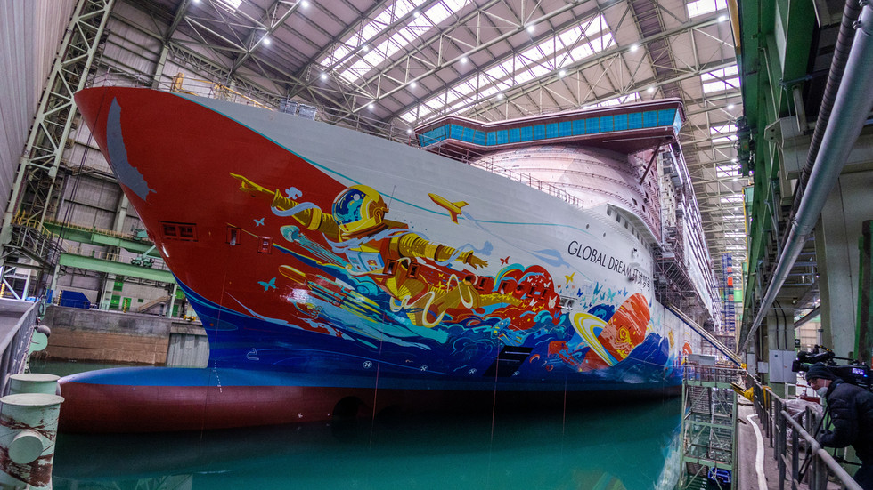 Unfinished behemoth ship destined for scrap — RT Business News