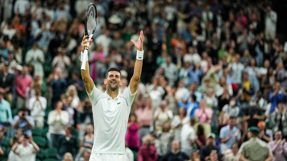 Djokovic reaches new milestones in impressive Wimbledon win — RT Sport News