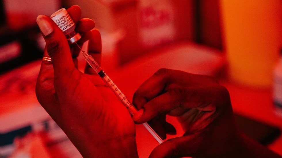 Syringe attacks puzzle European authorities — RT World News