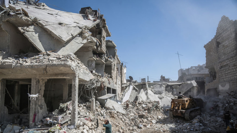 Former ISIS bastion becomes setting for Jackie Chan film (VIDEO) — RT ...