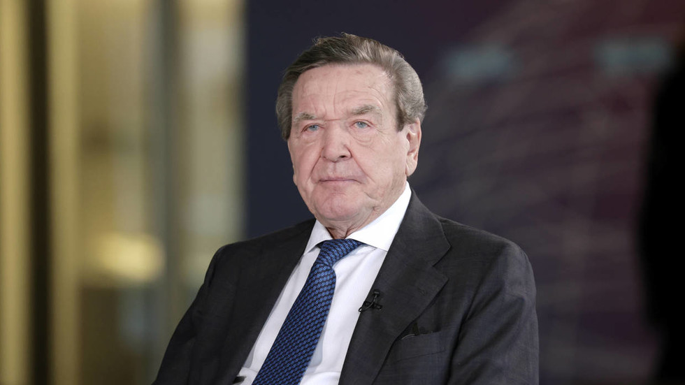 German ex-chancellor suggests way to end Ukraine conflict — RT World News
