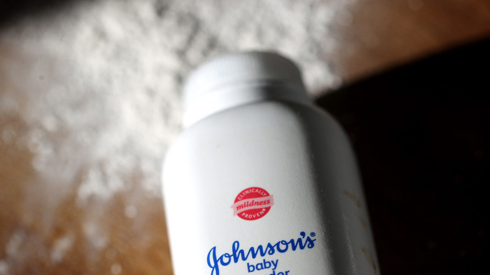 J&J to discontinue baby powder amid global pressure — RT World News