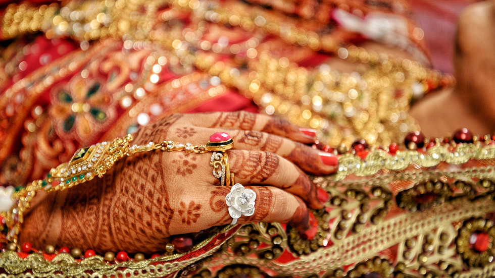 India boosts gold purchases — RT Business News