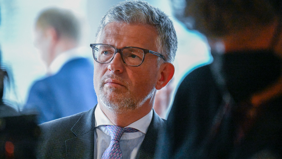 Germany has abandoned Ukraine – controversial ex-envoy — RT World News