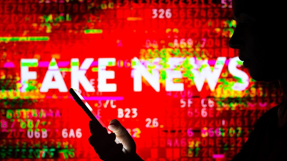 US shuts down ‘Ministry of Truth’ — RT World News