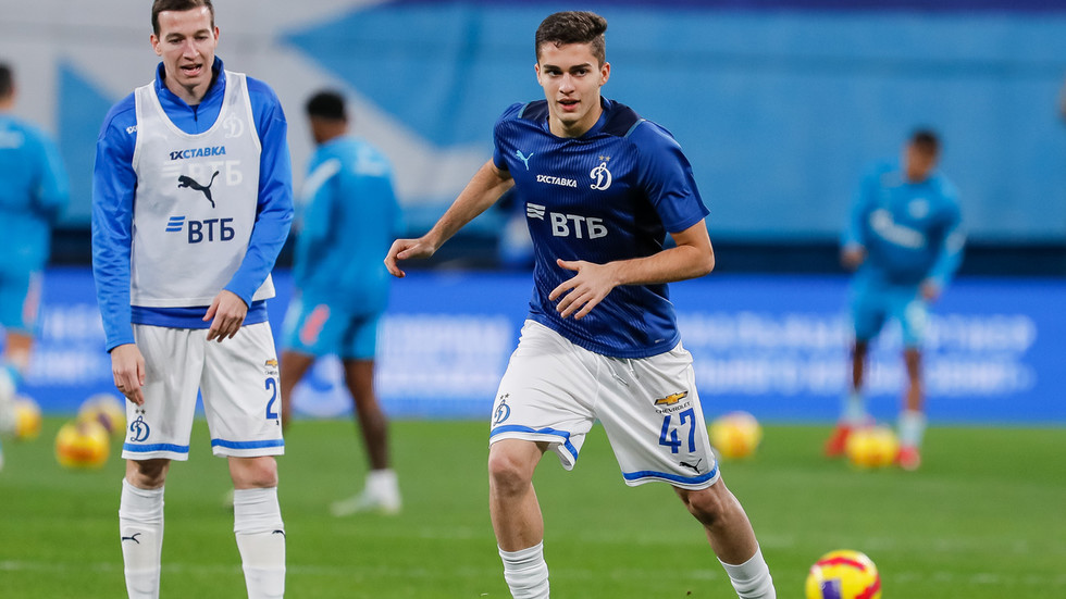 Russian club clarifies future of young Chelsea target — RT Sport News