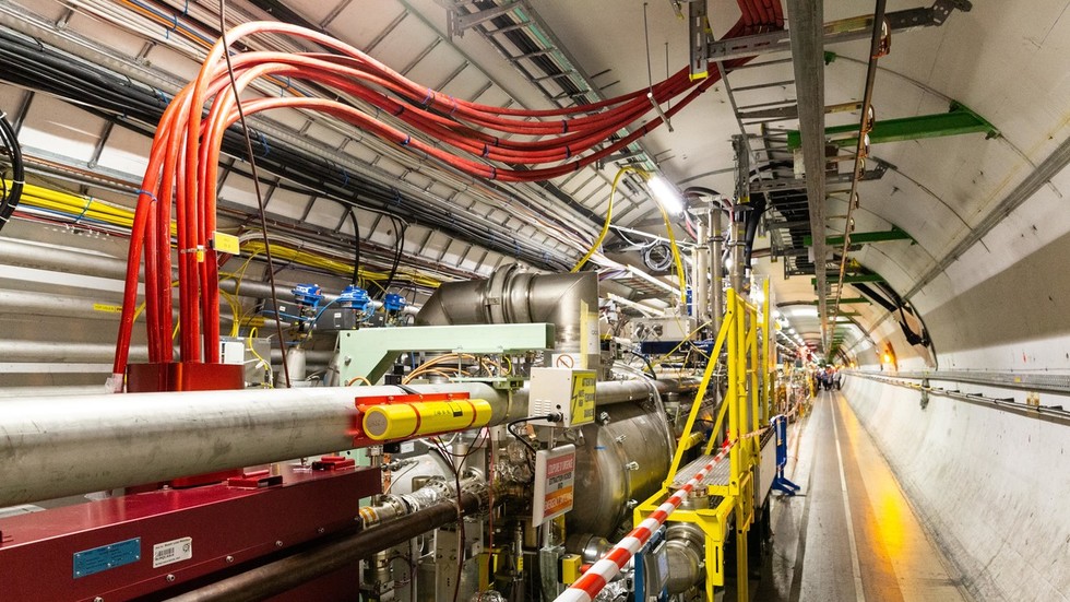 World’s largest particle collider at risk over EU energy crunch — RT ...