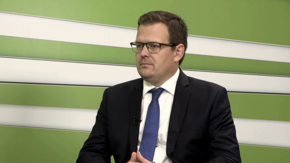 Gaslighting without gas? Glenn Diesen, Professor at the University of South-Eastern Norway — RT ...