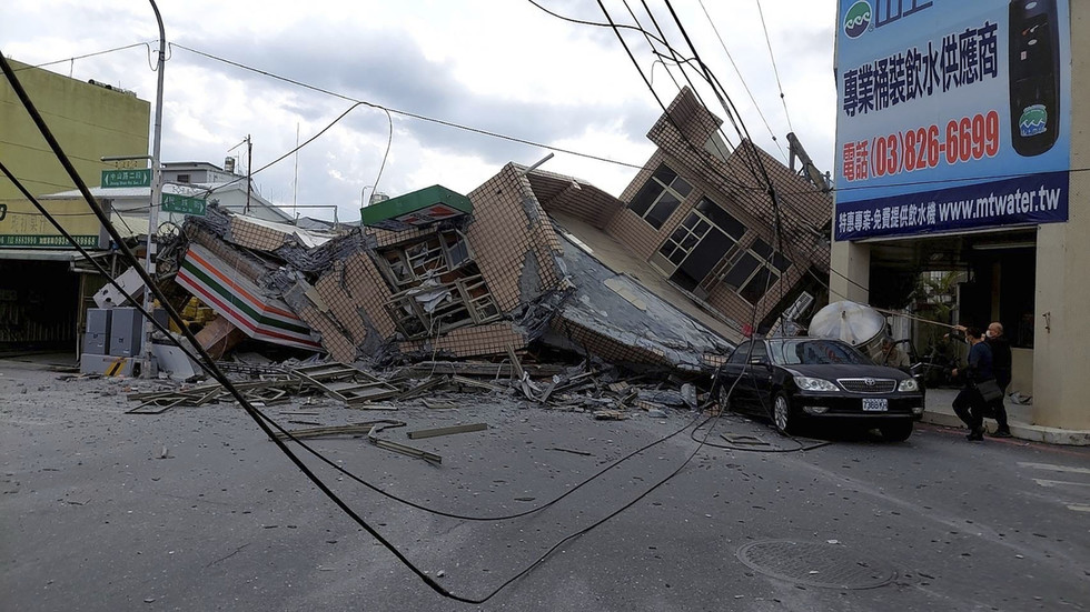 Two consecutive quakes rock Taiwan (VIDEOS) — RT World News