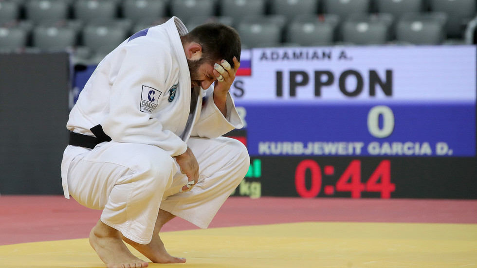 Russia hit with new sports ban after Ukrainian complaints — RT Sport News