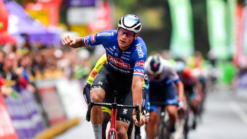 Cycling star pleads guilty to assaulting teen girls on eve of major ...