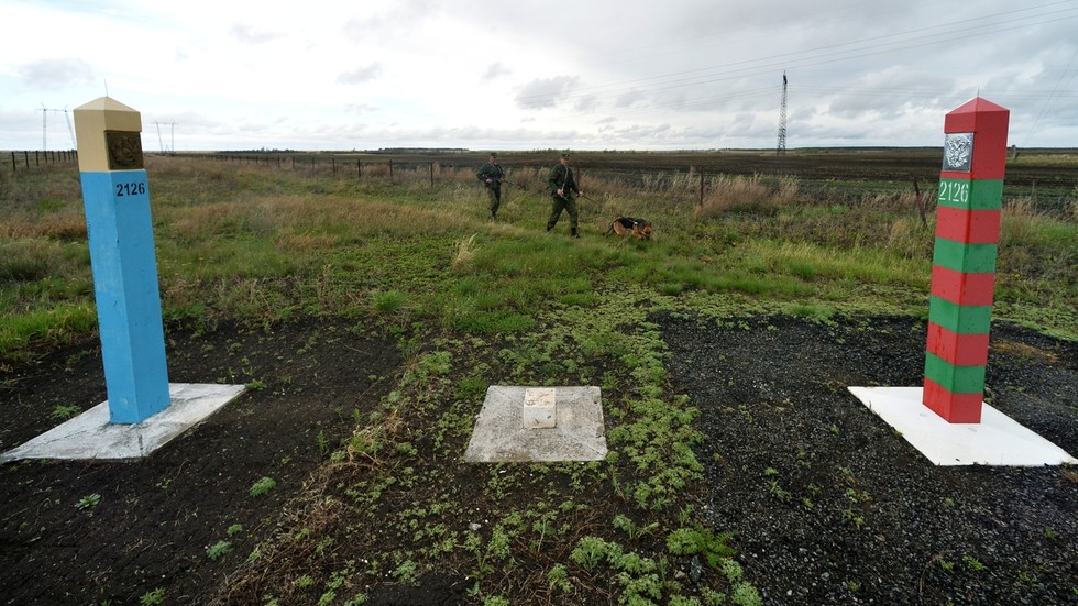 Kazakhstan comments on extradition of Russian draft dodgers — RT Russia ...