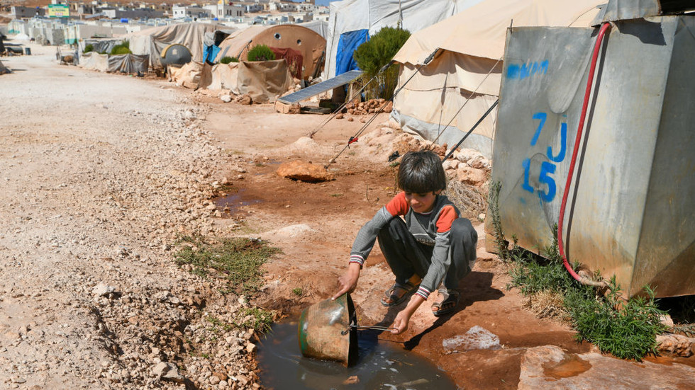 WHO sounds alarm over cholera outbreaks — RT World News