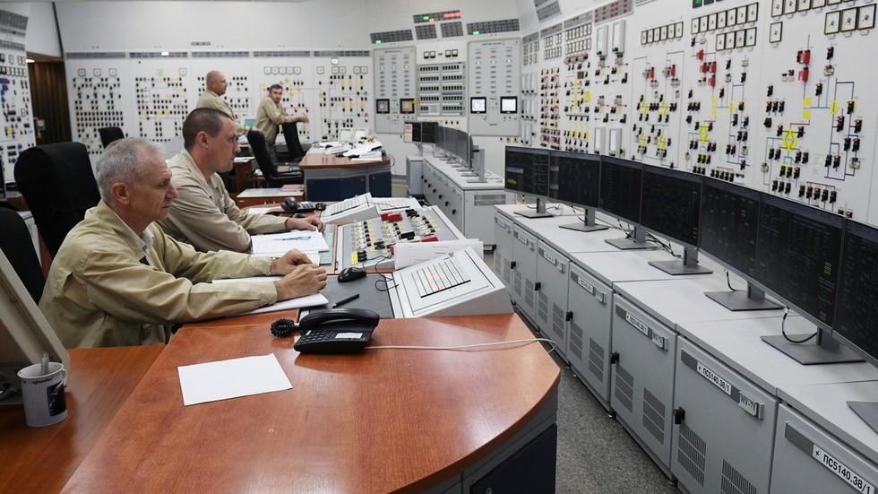 Europe’s biggest nuclear plant shifts power source — RT Russia & Former ...