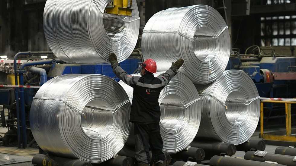 US targets Russian aluminum – Bloomberg — RT Business News
