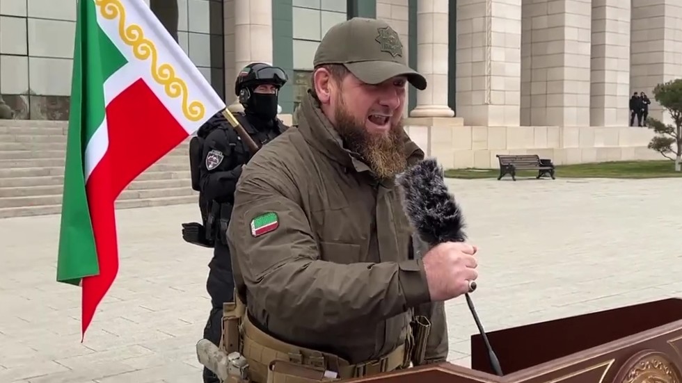Chechen leader threatens US with revenge for his mother — RT Russia ...