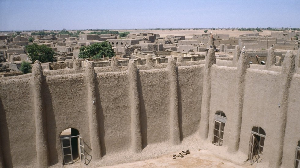 Mali: Overcoming the French colonial legacy — RT Documentary