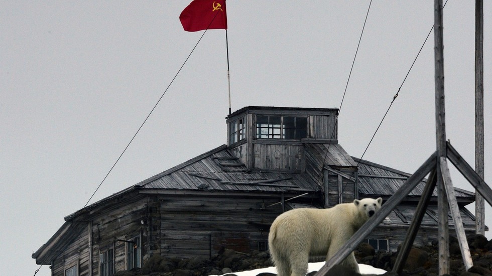 ‘USSR citizens’ sent to Siberia — RT Russia & Former Soviet Union