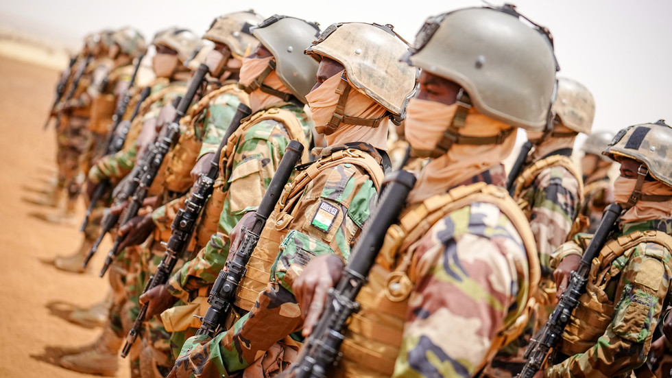 Nigeria signs security deal with Sahel state despite tensions — RT Africa