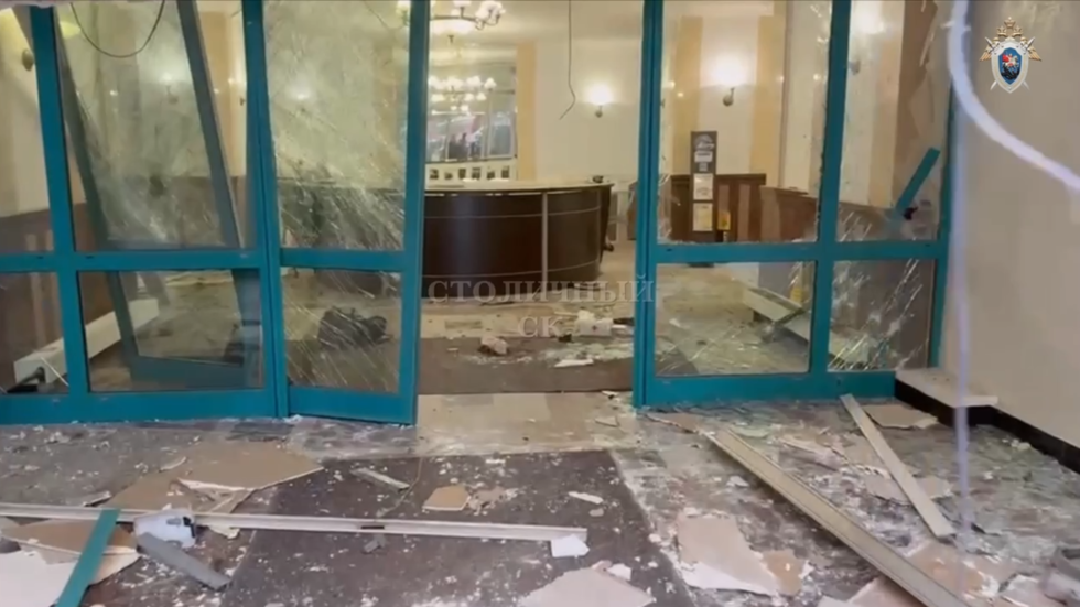 Explosion kills man at elite Moscow apartment complex (Live Updates ...