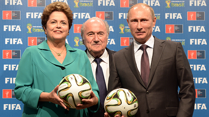 Brazil hands over World Cup to Russia at Rio’s Maracana Stadium — RT ...