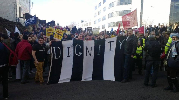 Pegida UK falls flat: Newcastle counter-demo outnumbers anti-Islamists ...