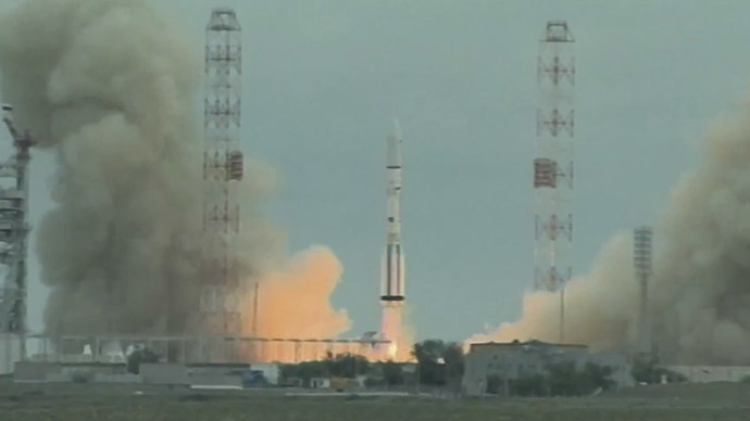 Russian Proton rocket lost after botched Mexican satellite launch — RT ...