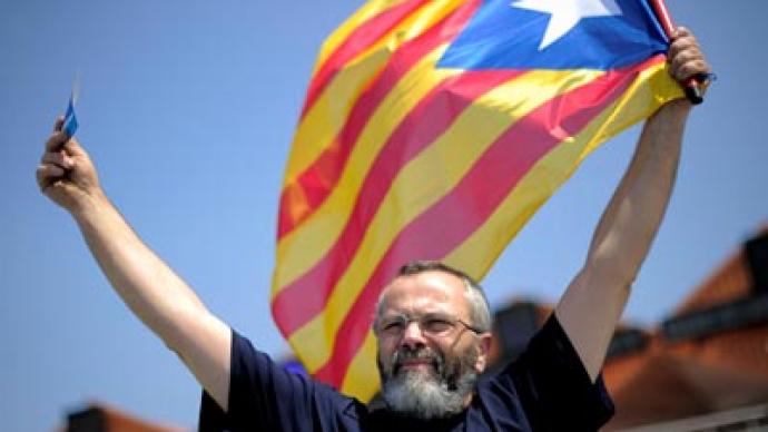 ‘Free Catalonia’: Small town secedes from Spanish govt — RT World News