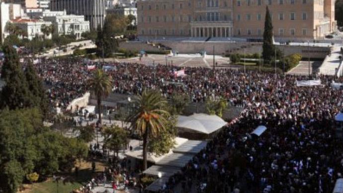 Protesters and police clash amid largest Greek strike (VIDEO) — RT ...