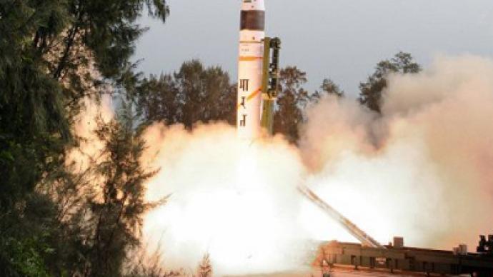 India tests first nuclear-capable ICBM (VIDEO) — RT World News